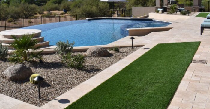 How To Choose Between Artificial and Real Grass in Arizona